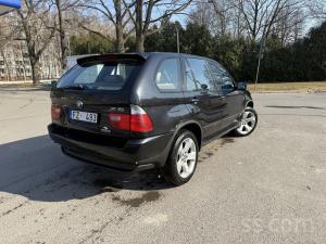 Black BMW X5 2006 in Riga, with an engine capacity of 3.00 L and mileage of 347 thousand km for 4100 €, photo 5 on AUTOMOTO.COM.LV