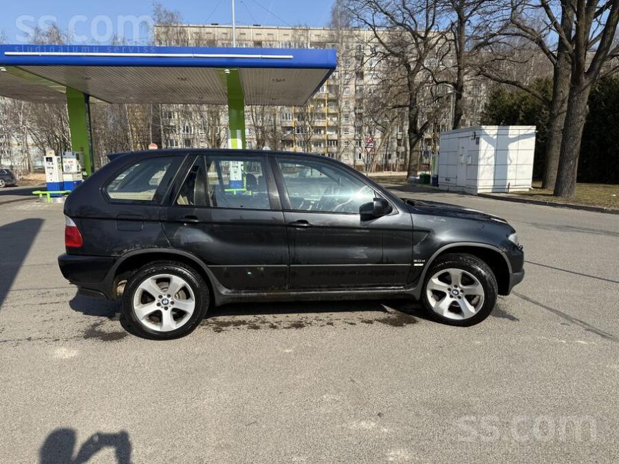 Black BMW X5 2006 in Riga, with an engine capacity of 3.00 L and mileage of 347 thousand km for 4100 €, photo 6 on AUTOMOTO.COM.LV