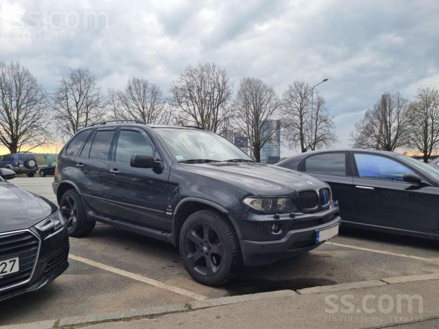 Melns BMW X5 2006 Rīga, ar dzinēja tilpumu 4.40 L un nobraukumu 252 tūkst. km par 5800 €, foto 1 vietnē AUTOMOTO.COM.LV