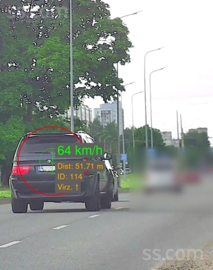 Melns BMW X5 2006 Rīga, ar dzinēja tilpumu 4.40 L un nobraukumu 252 tūkst. km par 5800 €, foto 6 vietnē AUTOMOTO.COM.LV