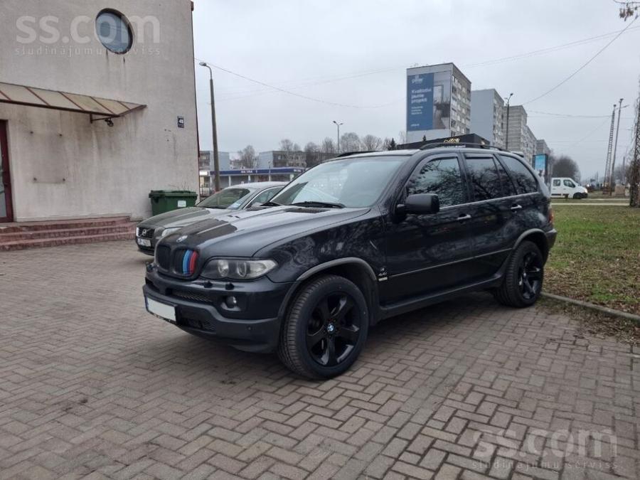 Melns BMW X5 2006 Rīga, ar dzinēja tilpumu 4.40 L un nobraukumu 252 tūkst. km par 5800 €, foto 7 vietnē AUTOMOTO.COM.LV