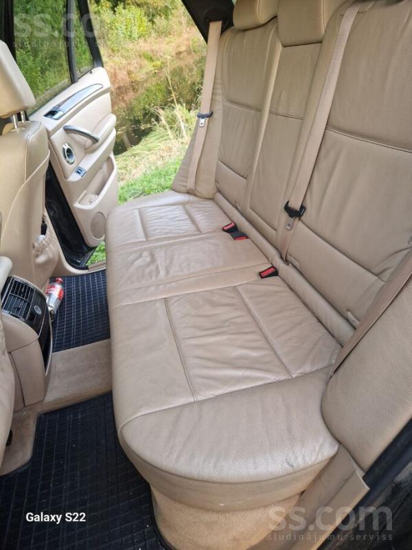 Melns BMW X5 2006 Valmiera, ar dzinēja tilpumu 3.00 L un nobraukumu 301 tūkst. km par 6000 €, foto 3 vietnē AUTOMOTO.COM.LV
