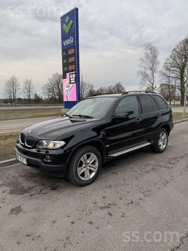 Melns BMW X5 2006 Rīga, ar dzinēja tilpumu 3.00 L un nobraukumu 300 tūkst. km par 6990 €, foto 1 vietnē AUTOMOTO.COM.LV
