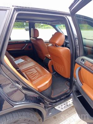 Melns BMW X5 2006 Rēzekne, ar dzinēja tilpumu 3.00 L un nobraukumu 384 tūkst. km par 6700 €, foto 7 vietnē AUTOMOTO.COM.LV