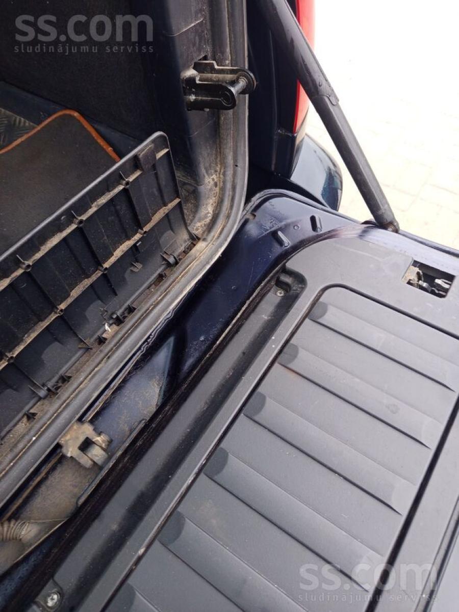 Melns BMW X5 2006 Rēzekne, ar dzinēja tilpumu 3.00 L un nobraukumu 384 tūkst. km par 6700 €, foto 11 vietnē AUTOMOTO.COM.LV