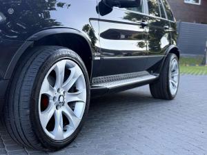 Melns BMW X5 2006 Viļņa, ar dzinēja tilpumu 3.00 L un nobraukumu 317 tūkst. km par 4900 €, foto 12 vietnē AUTOMOTO.COM.LV