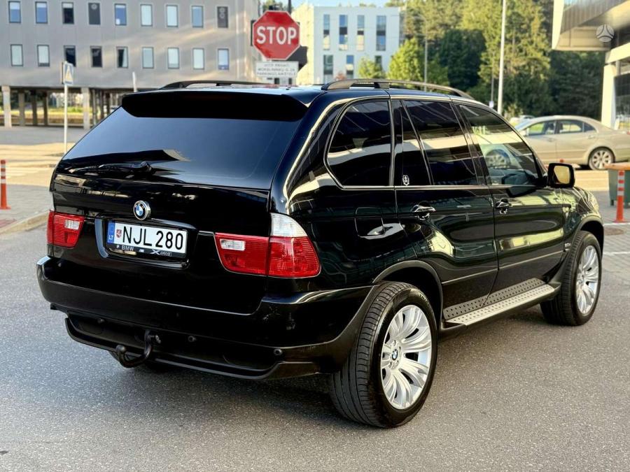 Melns BMW X5 2006 Viļņa, ar dzinēja tilpumu 3.00 L un nobraukumu 289 tūkst. km par 6600 €, foto 7 vietnē AUTOMOTO.COM.LV