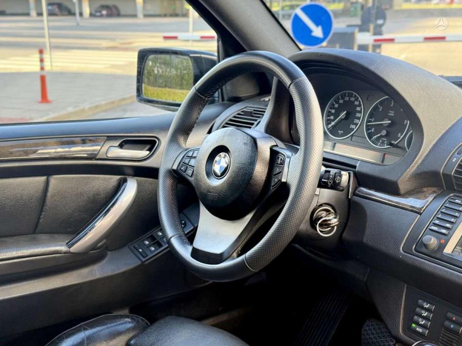 Melns BMW X5 2006 Viļņa, ar dzinēja tilpumu 3.00 L un nobraukumu 289 tūkst. km par 6600 €, foto 16 vietnē AUTOMOTO.COM.LV