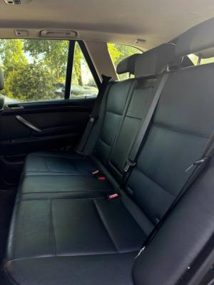 Melns BMW X5 2006 Rīga, ar dzinēja tilpumu 3.00 L un nobraukumu 173 tūkst. km par 9990 €, foto 14 vietnē AUTOMOTO.COM.LV
