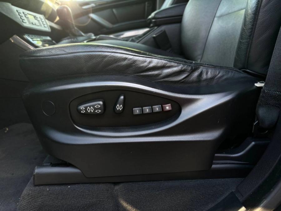 Melns BMW X5 2006 Rīga, ar dzinēja tilpumu 3.00 L un nobraukumu 173 tūkst. km par 9990 €, foto 16 vietnē AUTOMOTO.COM.LV