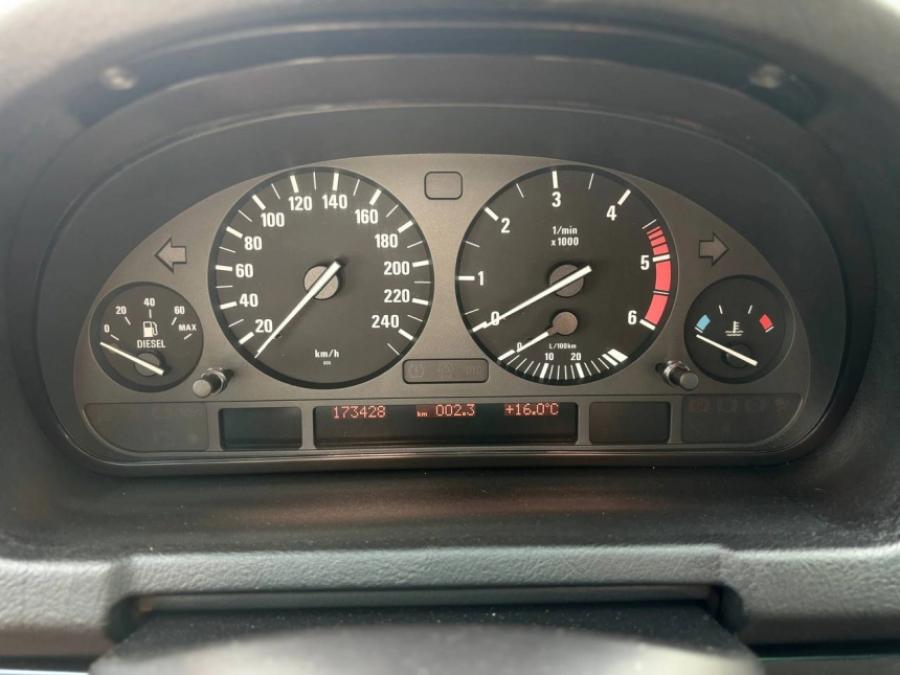 Melns BMW X5 2006 Rīga, ar dzinēja tilpumu 3.00 L un nobraukumu 173 tūkst. km par 9990 €, foto 18 vietnē AUTOMOTO.COM.LV