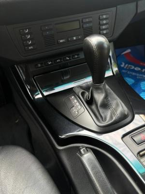 Melns BMW X5 2006 Rīga, ar dzinēja tilpumu 3.00 L un nobraukumu 173 tūkst. km par 9990 €, foto 19 vietnē AUTOMOTO.COM.LV