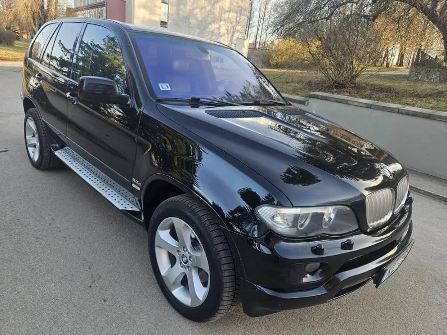 Black BMW X5 2006 in Jekabpils, with an engine capacity of 3.00 L and mileage of 331 thousand km for 4790 €, photo 4 on AUTOMOTO.COM.LV