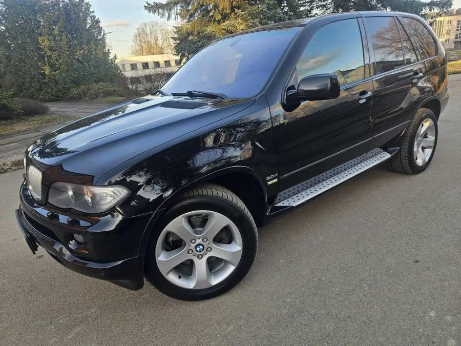 Black BMW X5 2006 in Jekabpils, with an engine capacity of 3.00 L and mileage of 331 thousand km for 4790 €, photo 12 on AUTOMOTO.COM.LV