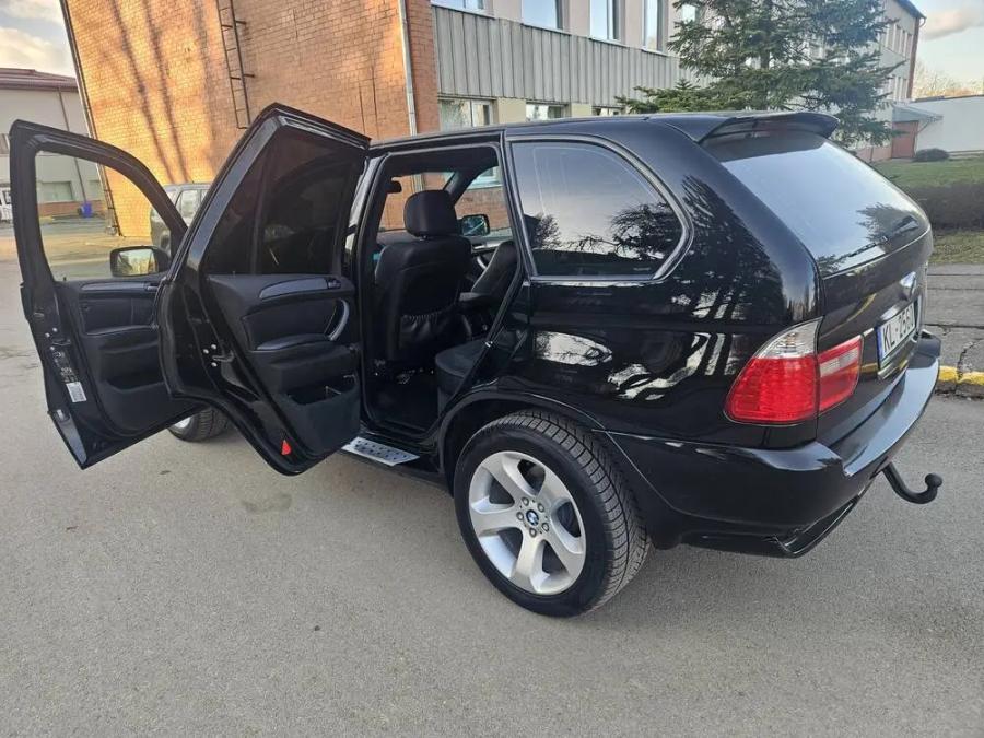 Black BMW X5 2006 in Jekabpils, with an engine capacity of 3.00 L and mileage of 331 thousand km for 4790 €, photo 19 on AUTOMOTO.COM.LV
