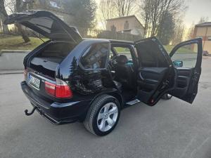 Black BMW X5 2006 in Jekabpils, with an engine capacity of 3.00 L and mileage of 331 thousand km for 4790 €, photo 24 on AUTOMOTO.COM.LV