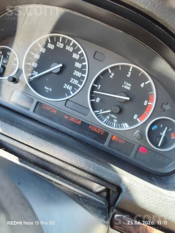 Melns BMW X5 2006 Valmiera, ar dzinēja tilpumu 3.00 L un nobraukumu 317 tūkst. km par 5500 €, foto 8 vietnē AUTOMOTO.COM.LV