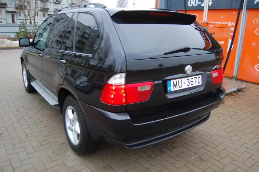 Melns BMW X5 2006 Jēkabpils, ar dzinēja tilpumu 3.00 L un nobraukumu 309 tūkst. km par 6499 €, foto 9 vietnē AUTOMOTO.COM.LV