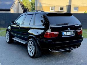 Black BMW X5 2006 in Vilnius, with an engine capacity of 3.00 L and mileage of 297 thousand km for 5500 €, photo 8 on AUTOMOTO.COM.LV