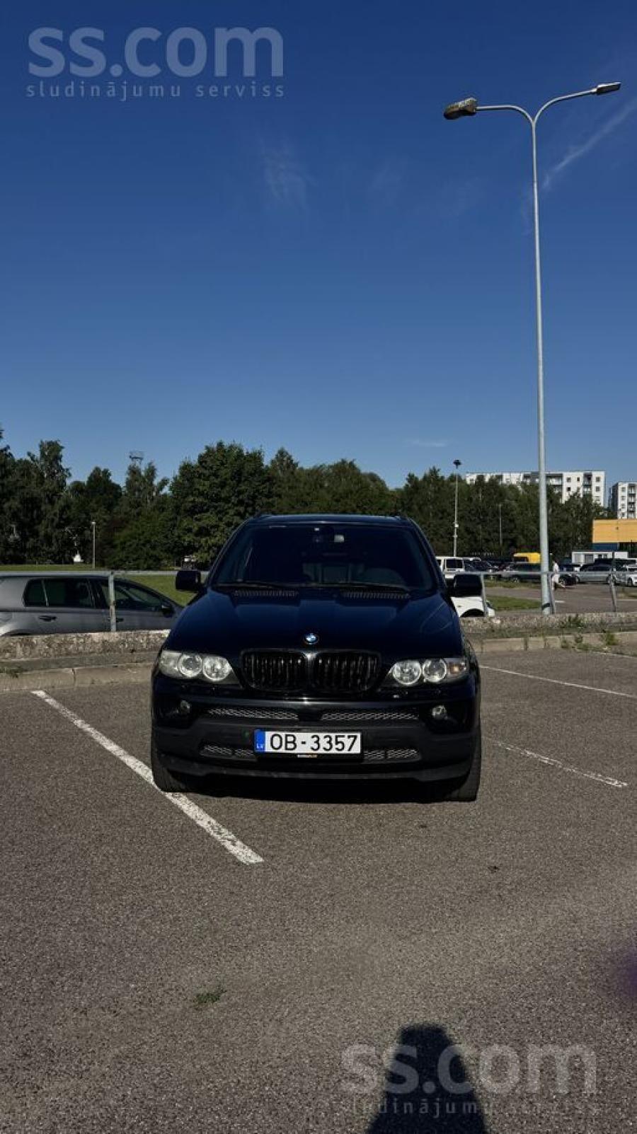 Black BMW X5 2006 in Riga, with an engine capacity of 3.00 L and mileage of 360 thousand km for 5000 €, photo 1 on AUTOMOTO.COM.LV