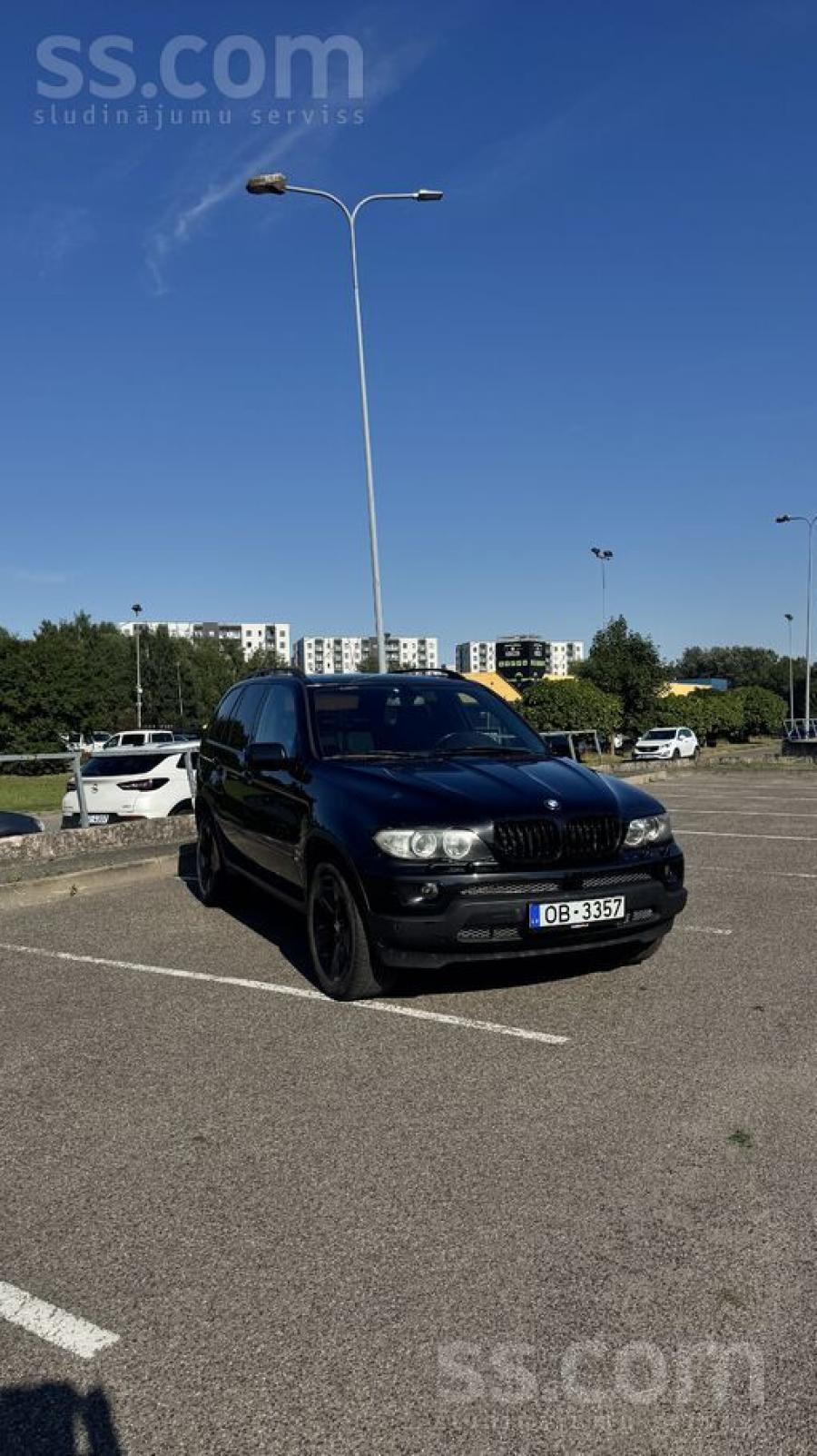 Black BMW X5 2006 in Riga, with an engine capacity of 3.00 L and mileage of 360 thousand km for 5000 €, photo 6 on AUTOMOTO.COM.LV