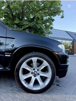Melns BMW X5 2006 Viļņa, ar dzinēja tilpumu 3.00 L un nobraukumu 313 tūkst. km par 4900 €, foto 15 vietnē AUTOMOTO.COM.LV