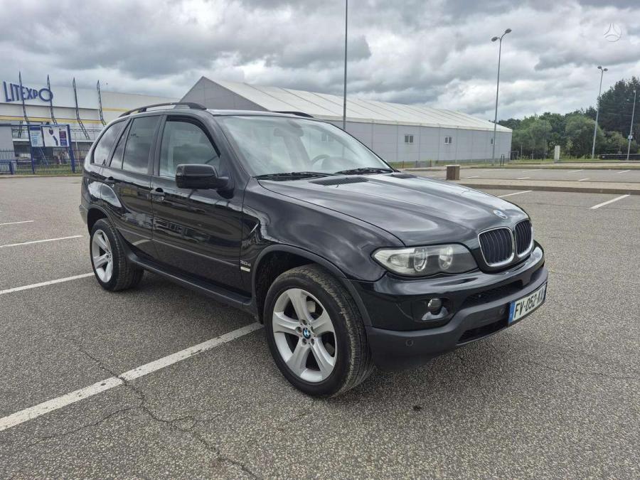 Melns BMW X5 2006 Viļņa, ar dzinēja tilpumu 2.99 L un nobraukumu 228 tūkst. km par 4700 €, foto 1 vietnē AUTOMOTO.COM.LV