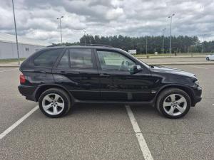 Melns BMW X5 2006 Viļņa, ar dzinēja tilpumu 2.99 L un nobraukumu 228 tūkst. km par 4700 €, foto 5 vietnē AUTOMOTO.COM.LV