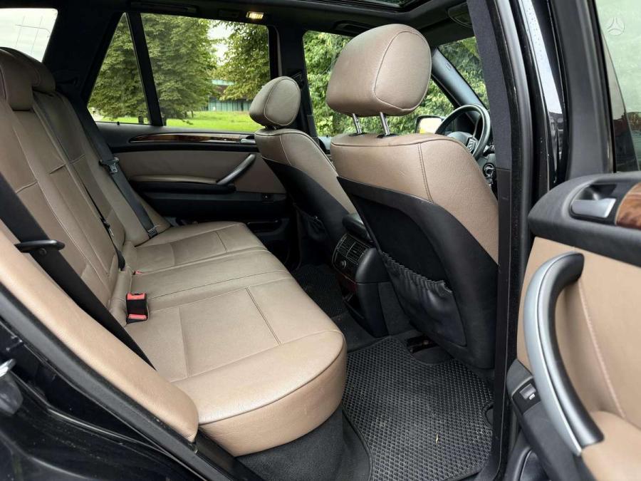Melns BMW X5 2006 Kauņa, ar dzinēja tilpumu 3.00 L un nobraukumu 375 tūkst. km par 5500 €, foto 12 vietnē AUTOMOTO.COM.LV