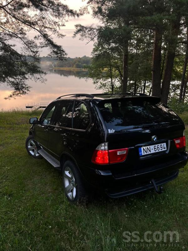 Black BMW X5 2006 in Rezekne, with an engine capacity of 3.00 L and mileage of 289 thousand km for 6555 €, photo 4 on AUTOMOTO.COM.LV
