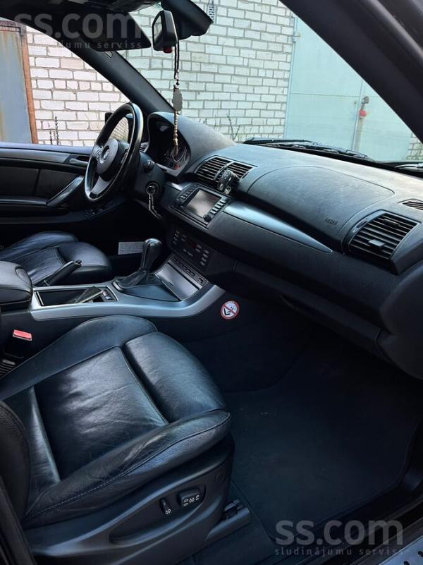 Black BMW X5 2006 in Rezekne, with an engine capacity of 3.00 L and mileage of 289 thousand km for 6555 €, photo 5 on AUTOMOTO.COM.LV