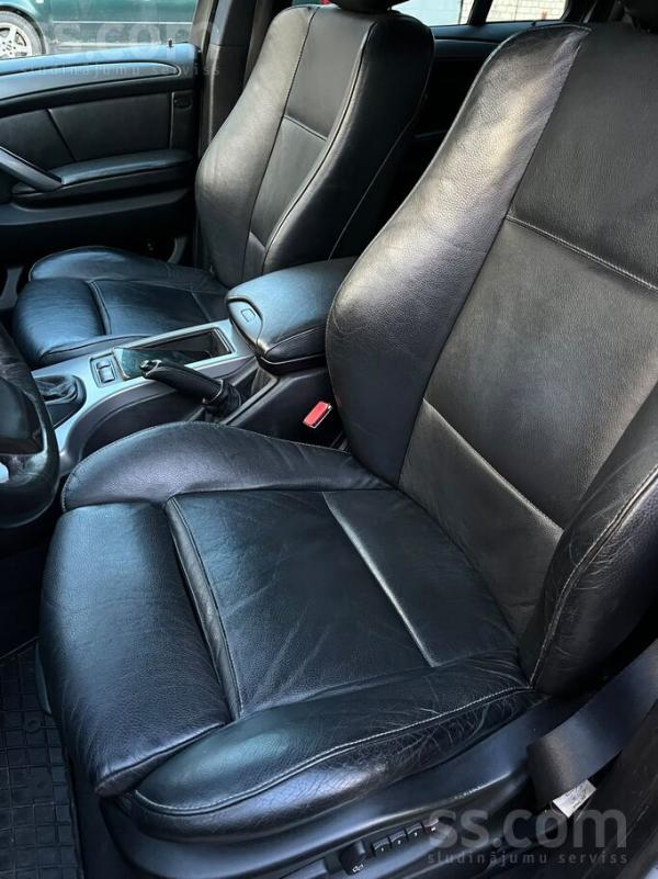 Black BMW X5 2006 in Rezekne, with an engine capacity of 3.00 L and mileage of 289 thousand km for 6555 €, photo 7 on AUTOMOTO.COM.LV