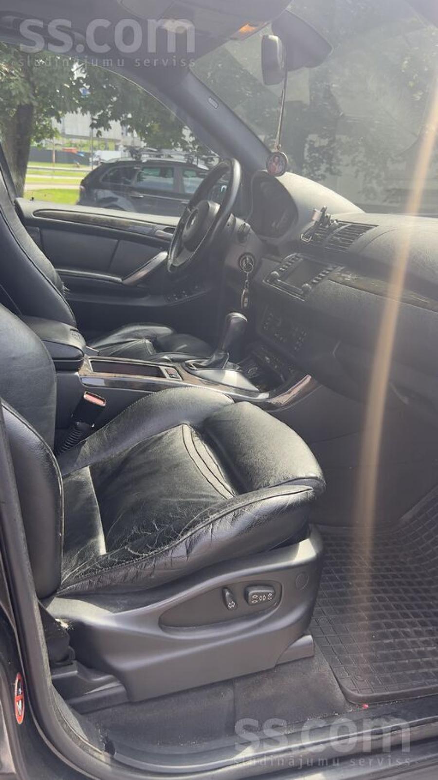Melns BMW X5 2006 Rīga, ar dzinēja tilpumu 3.00 L un nobraukumu 342 tūkst. km par 5900 €, foto 9 vietnē AUTOMOTO.COM.LV