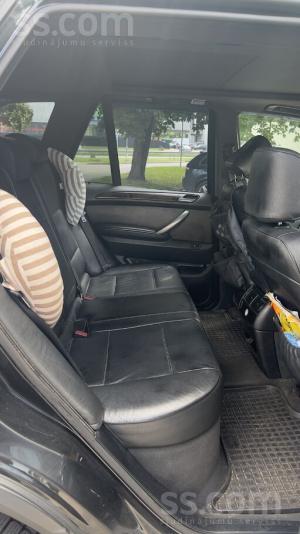Melns BMW X5 2006 Rīga, ar dzinēja tilpumu 3.00 L un nobraukumu 342 tūkst. km par 5900 €, foto 10 vietnē AUTOMOTO.COM.LV