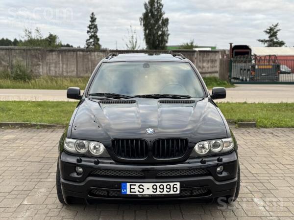 Black BMW X5 2006 in Riga, with an engine capacity of 3.00 L and mileage of 308 thousand km for 7950 €, photo 5 on AUTOMOTO.COM.LV