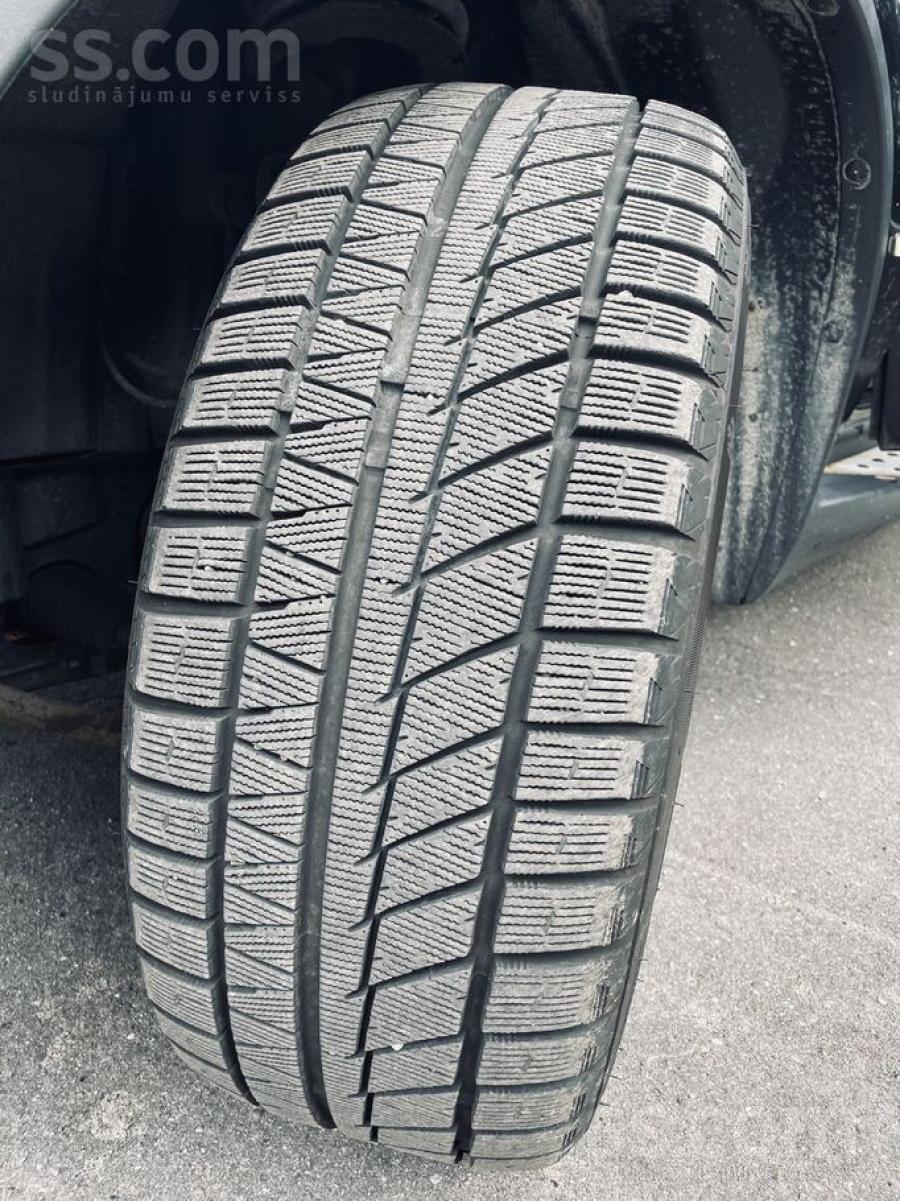 Melns BMW X5 2006 Rīga, ar dzinēja tilpumu 3.00 L un nobraukumu 413 tūkst. km par 3500 €, foto 11 vietnē AUTOMOTO.COM.LV