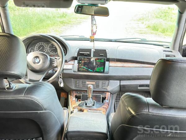 Черный БМВ Х5 2006 в Рига, объемом двигателя 3.00 л и пробегом 315 тыс. км за 7500 €, фото 6 на AUTOMOTO.COM.LV