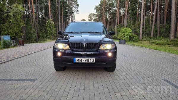 Black BMW X5 2006 in Riga, with an engine capacity of 3.00 L and mileage of 418 thousand km for 4300 €, photo 3 on AUTOMOTO.COM.LV