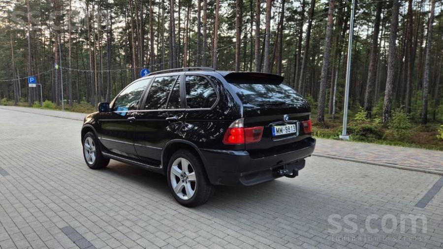 Black BMW X5 2006 in Riga, with an engine capacity of 3.00 L and mileage of 418 thousand km for 4300 €, photo 7 on AUTOMOTO.COM.LV