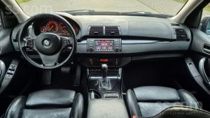 Black BMW X5 2006 in Riga, with an engine capacity of 3.00 L and mileage of 418 thousand km for 4300 €, photo 10 on AUTOMOTO.COM.LV