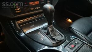 Black BMW X5 2006 in Riga, with an engine capacity of 3.00 L and mileage of 418 thousand km for 4300 €, photo 12 on AUTOMOTO.COM.LV