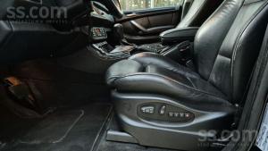 Black BMW X5 2006 in Riga, with an engine capacity of 3.00 L and mileage of 418 thousand km for 4300 €, photo 15 on AUTOMOTO.COM.LV