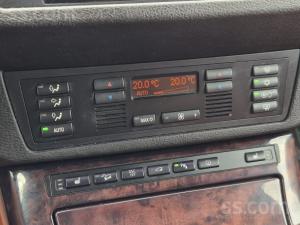 Черный БМВ Х5 2006 в Рига, объемом двигателя 3.00 л и пробегом 293 тыс. км за 3990 €, фото 15 на AUTOMOTO.COM.LV
