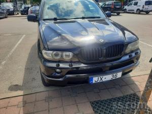 Black BMW X5 2006 in Riga, with an engine capacity of 3.00 L and mileage of 374 thousand km for 3500 €, photo 6 on AUTOMOTO.COM.LV