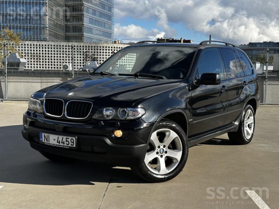 Black BMW X5 2006 in Riga, with an engine capacity of 3.00 L and mileage of 341 thousand km for 5500 €, photo 1 on AUTOMOTO.COM.LV