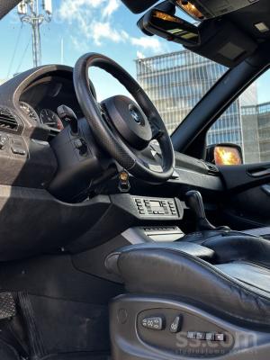 Black BMW X5 2006 in Riga, with an engine capacity of 3.00 L and mileage of 341 thousand km for 5500 €, photo 16 on AUTOMOTO.COM.LV