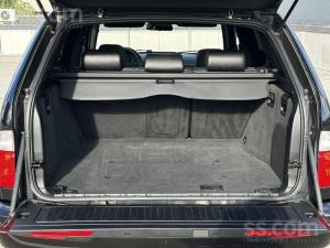 Black BMW X5 2006 in Riga, with an engine capacity of 3.00 L and mileage of 341 thousand km for 5500 €, photo 19 on AUTOMOTO.COM.LV