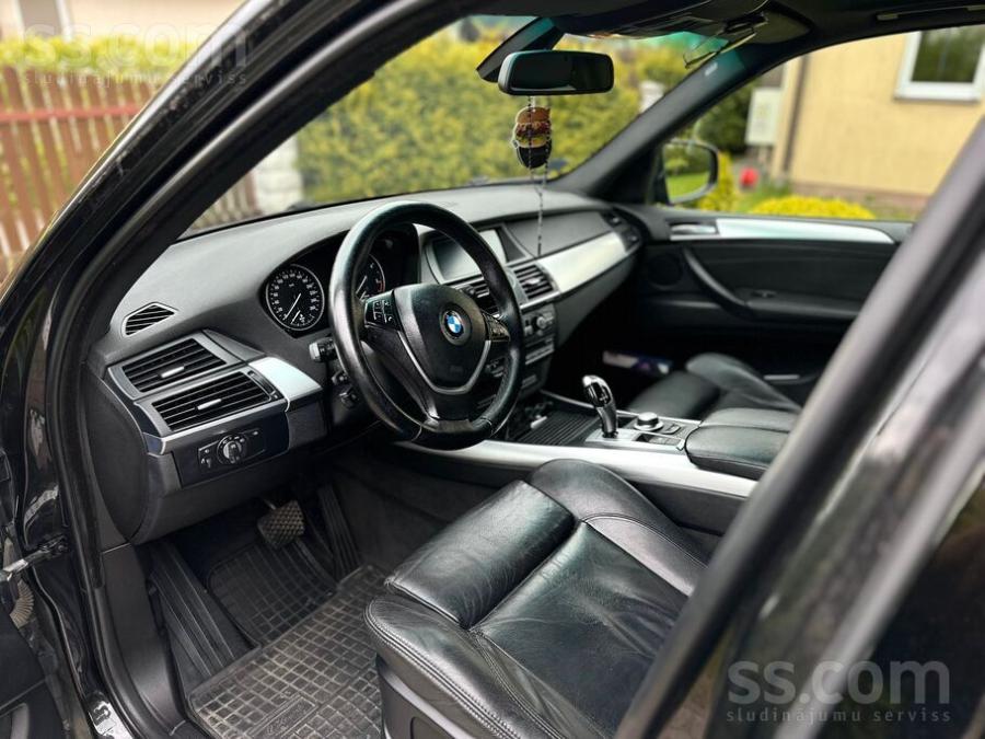 Melns BMW X5 2007 Rīga, ar dzinēja tilpumu 3.00 L un nobraukumu 376 tūkst. km par 25950 €, foto 9 vietnē AUTOMOTO.COM.LV