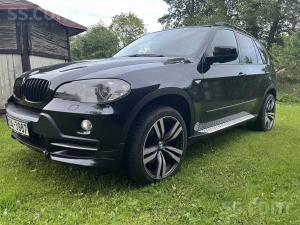 Melns BMW X5 2007 Valmiera, ar dzinēja tilpumu 3.00 L un nobraukumu 260 tūkst. km par 8850 €, foto 5 vietnē AUTOMOTO.COM.LV