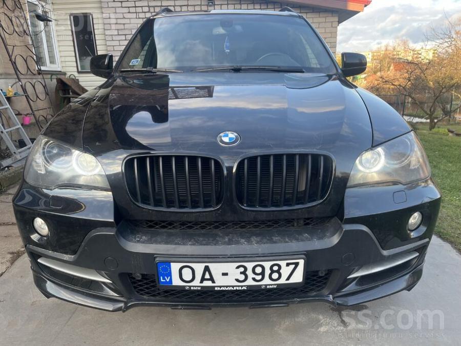 Melns BMW X5 2007 Valmiera, ar dzinēja tilpumu 3.00 L un nobraukumu 260 tūkst. km par 8850 €, foto 6 vietnē AUTOMOTO.COM.LV